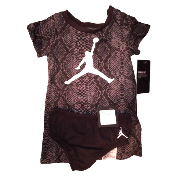 Jordan | Matching Sets | Jordan Girls Black And Gray 2 Piece Set Animal ...